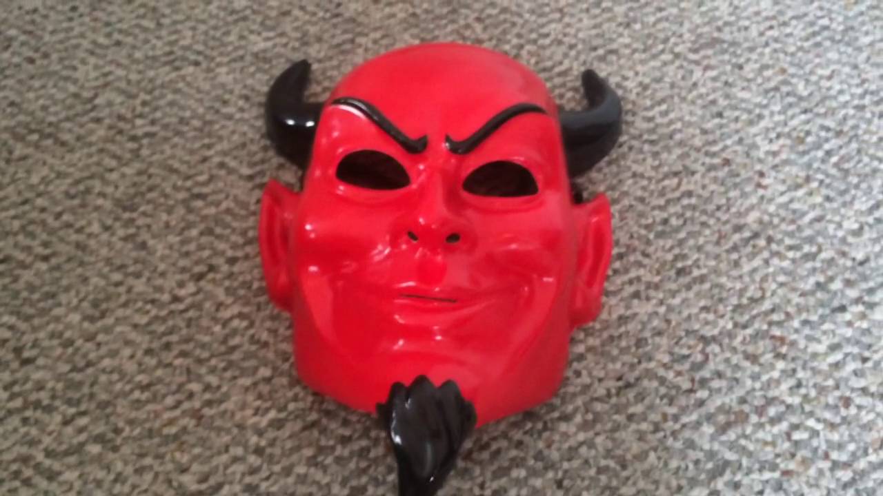 Unboxing Scream Queens Red Devil Mask + Review - YouTube