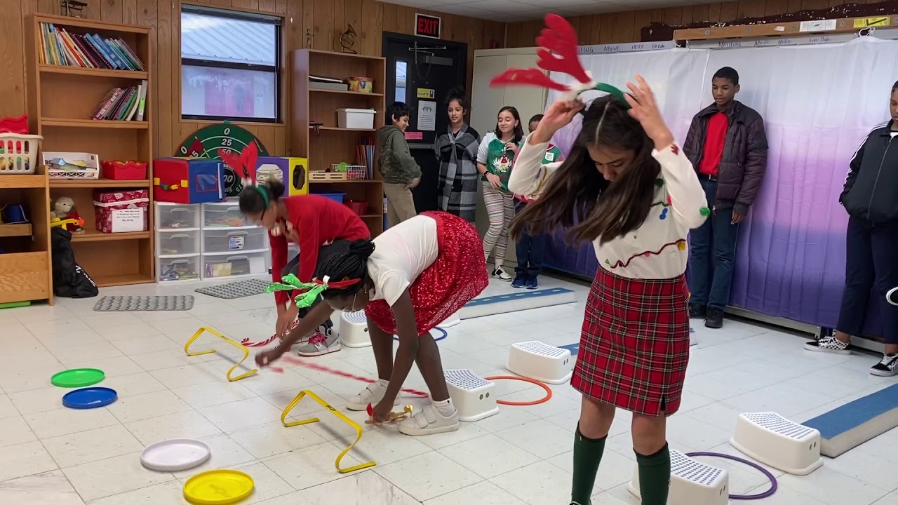 Music Class Christmas Game - YouTube