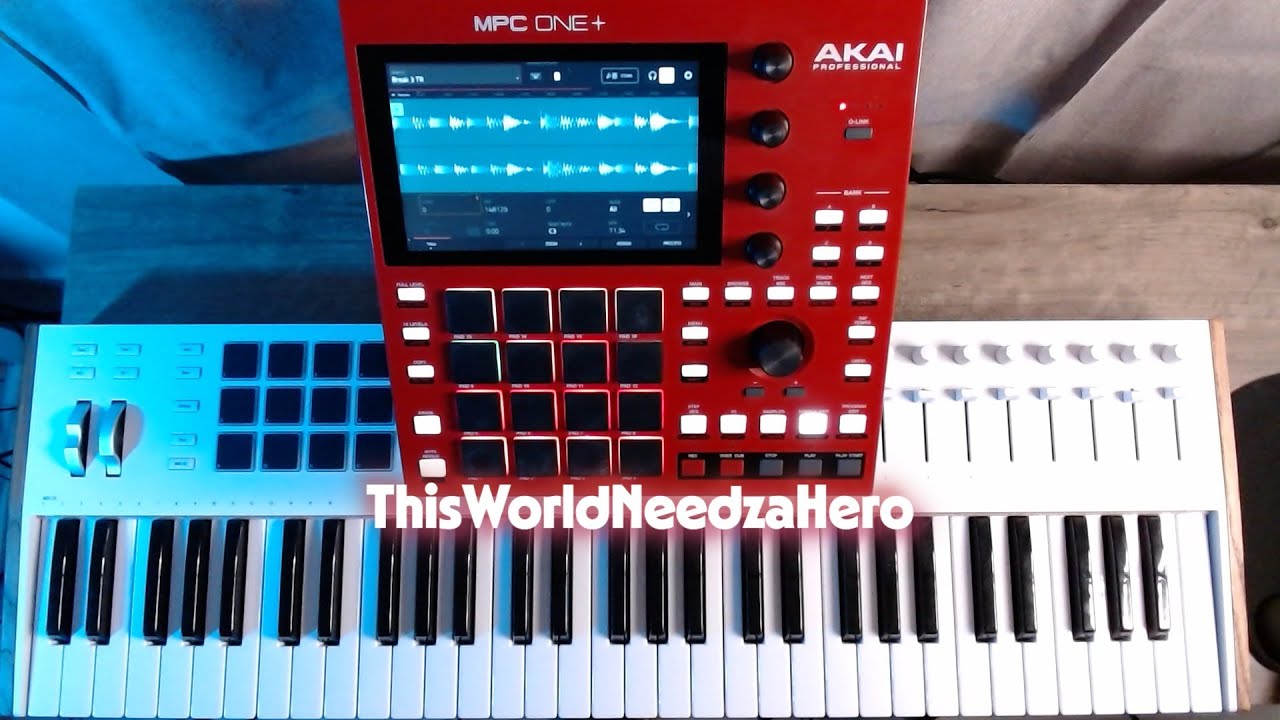 Sampling the TR-1000 with the MPC One+ - YouTube