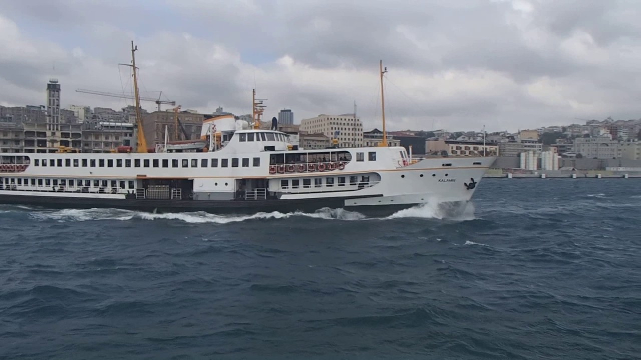 Istanbul Ferries, Turkey. - YouTube