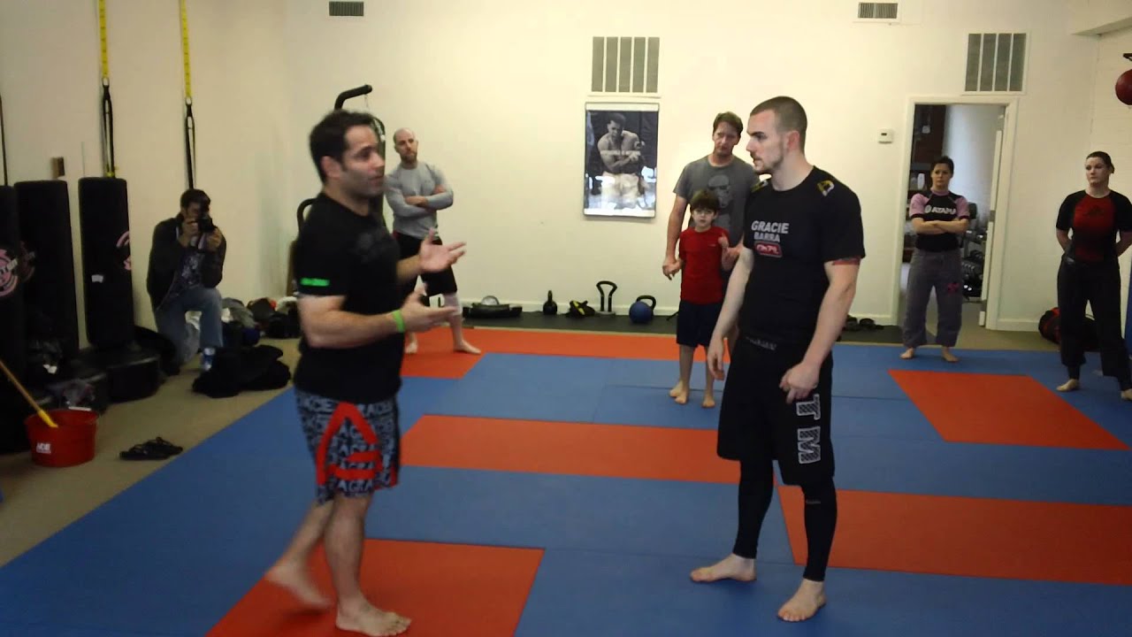BJJ Blackbelt Joe Hurst Demonstrates "The Russian" - YouTube