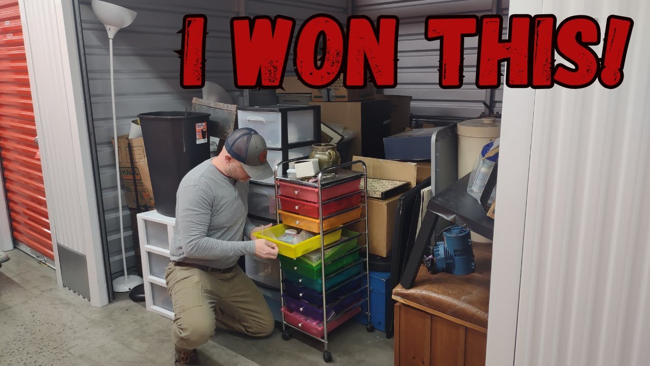 $100 Storage Unit Is A Hodge Podge Of Sellable Merchandise - YouTube