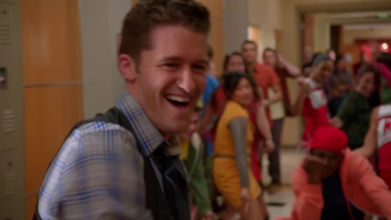 Glee - Blurred Lines full performance HD (Official Music Video) - YouTube