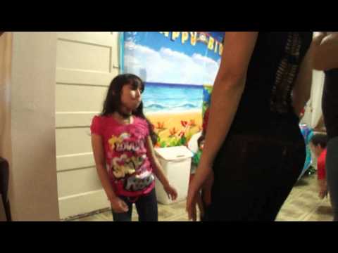 Niñas Bailando Reggaeton