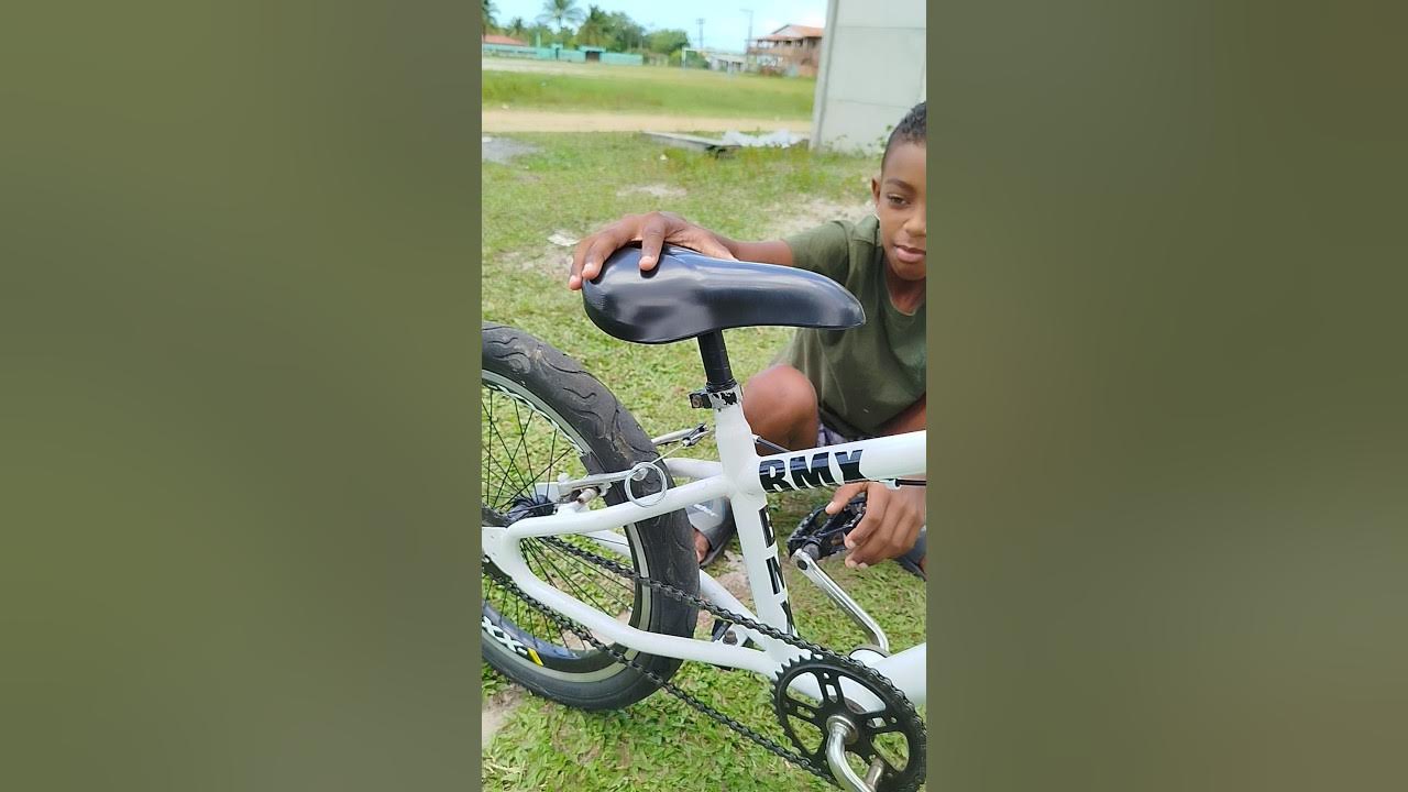 O Banco da minha BIKE baixou Sozinho 😲😲#Bike #bicicleta #manobras #raspando - YouTube