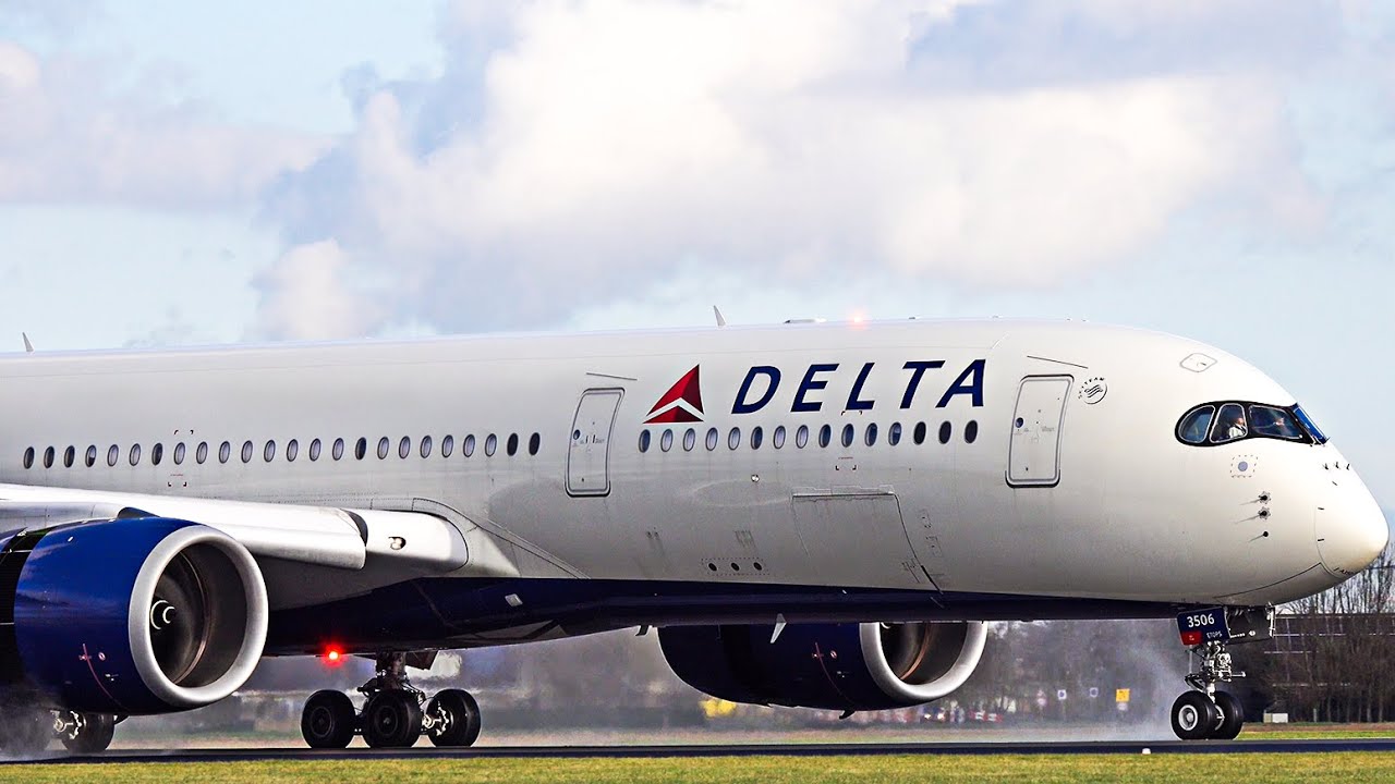 ASTONISHING Delta A350 Arriving from Atlanta | DL74 | A350-900 ...