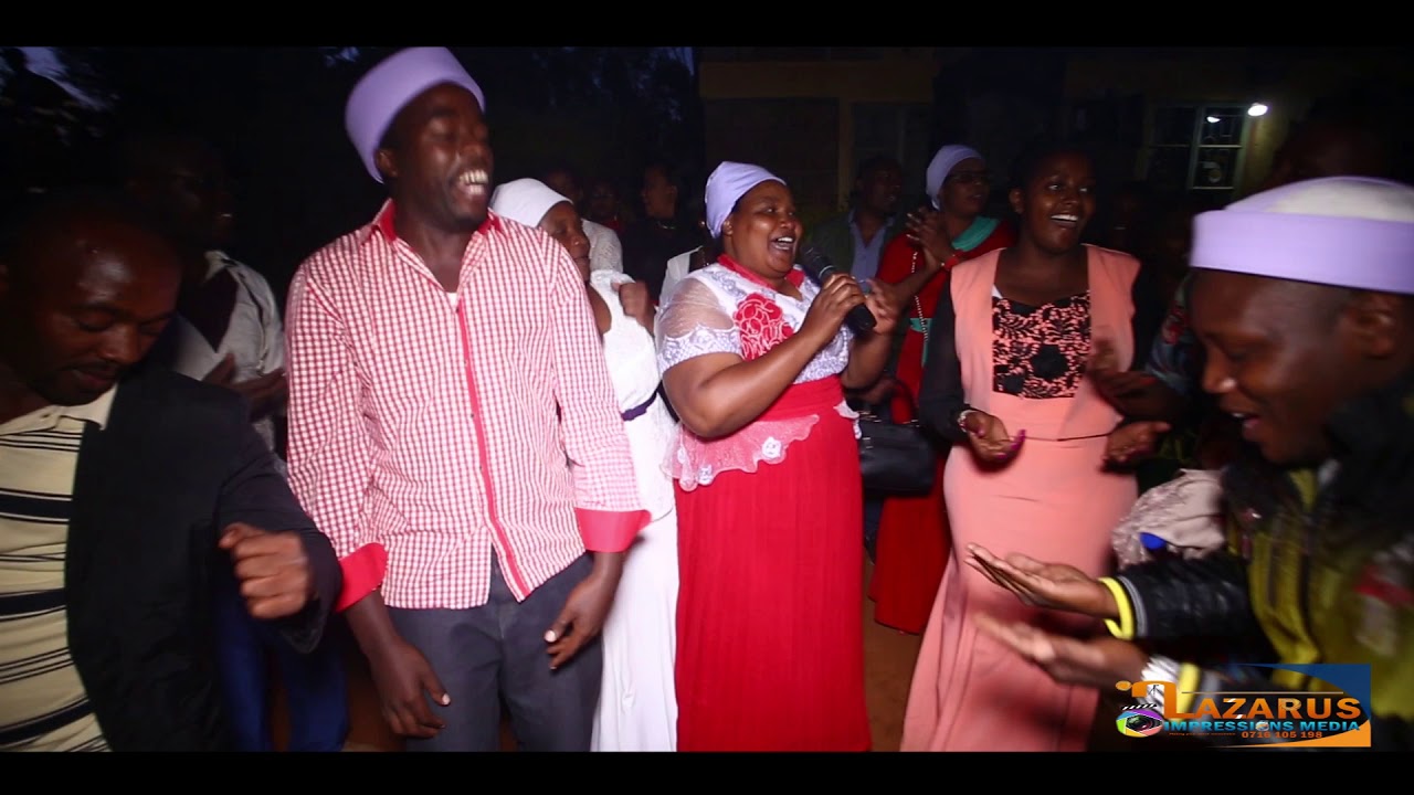 SARAH KIMUNYI PERFORMING LIVE AT GITHUMU MURANGA - YouTube