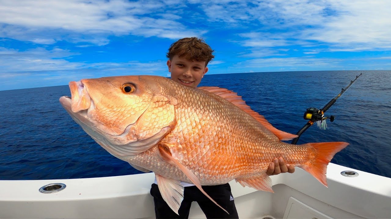 BEGINNERS LUCK | FIRST TIME FISHING | FULL SNAPPER LIMITS - YouTube