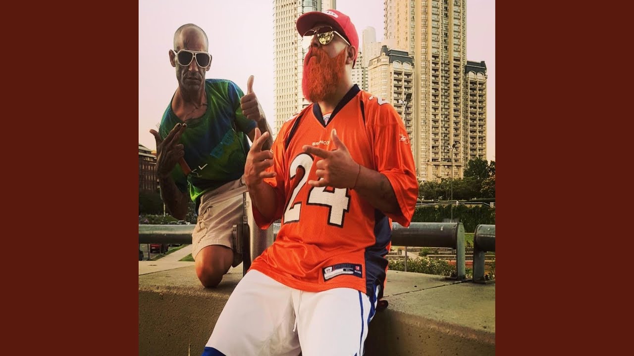 El loco tito - YouTube