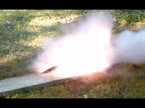 SR-71 BLACKBIRD EXPLODES ON RUNWAY!!! - YouTube