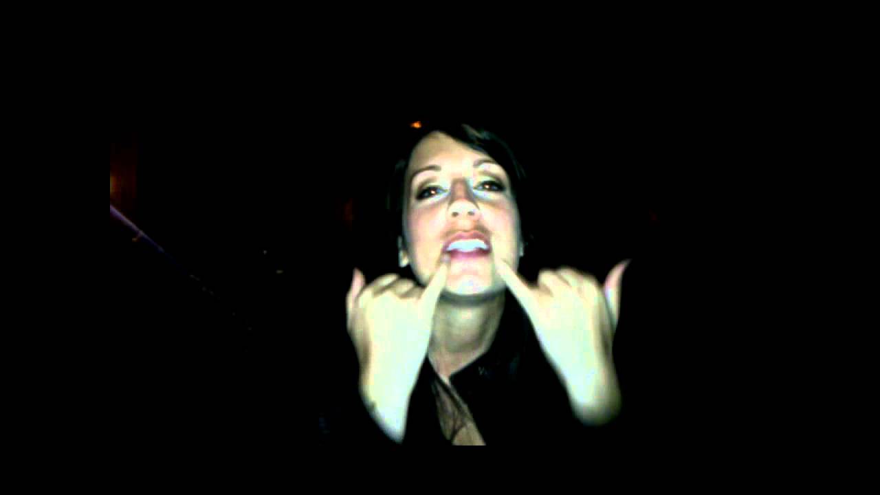 A Shambled Guide To Folding Your Tongue Into Three - YouTube