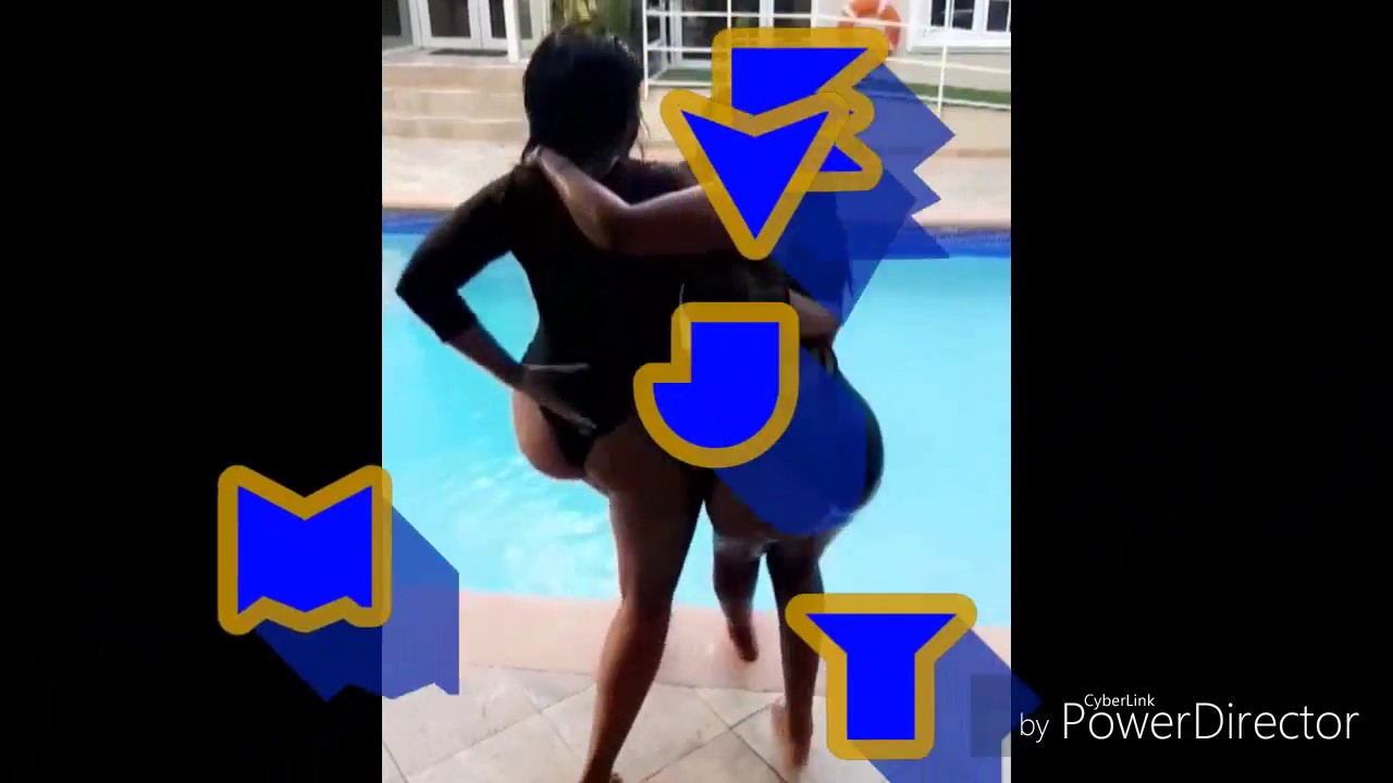Curvy Diva Showing Off Her Big Booty Youtube