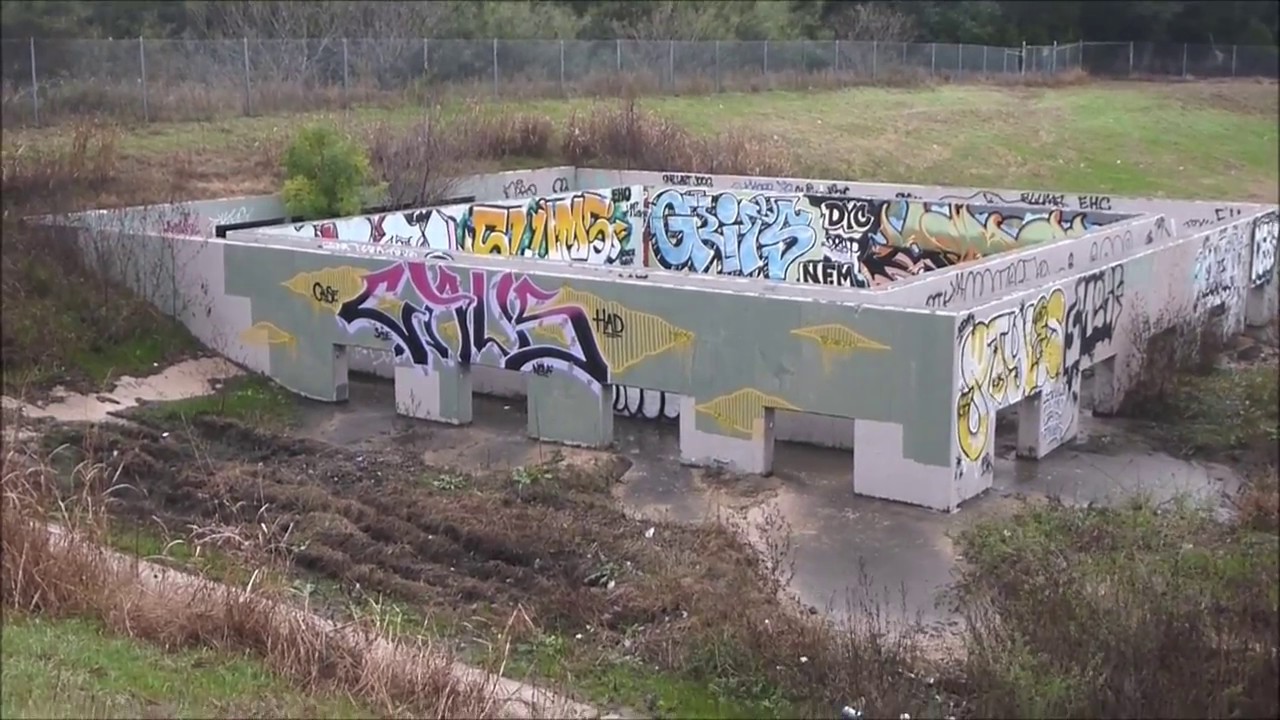 Barton Creek Greenbelt.graffiti. Austin Tx - YouTube