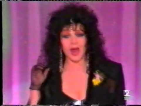 sara montiel ven al paralelo CUAL DE LOS DOS - YouTube