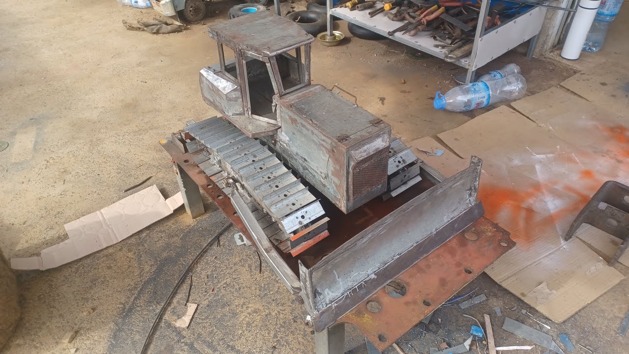how to make Heavy RC Dozer - YouTube