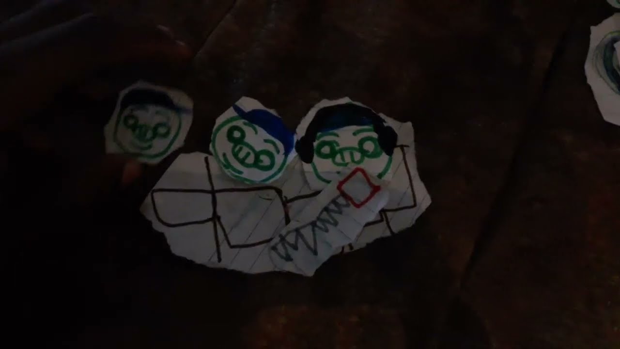 Piggy Tales pigs at work lunch break. - YouTube