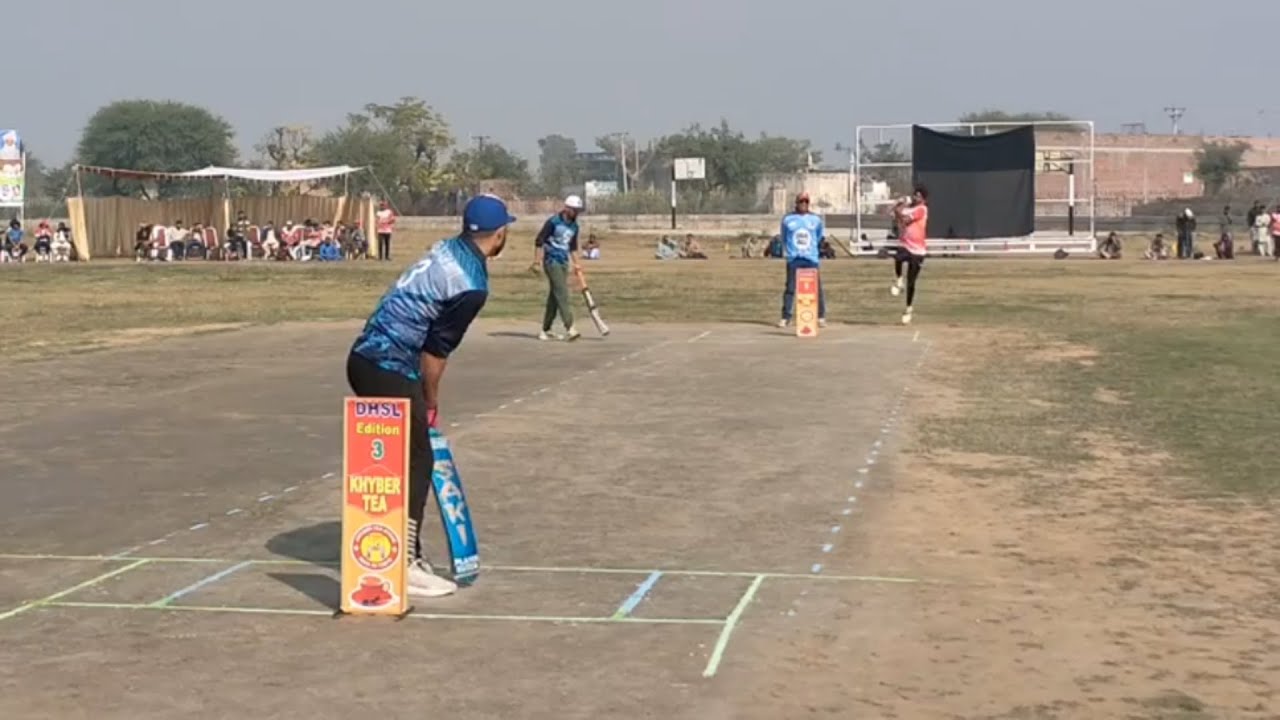 BIG RUNS CHASE JUST 20 BALL | ACHI BUTT SARMAD HAMEED JIHLUM VS QAISER ...