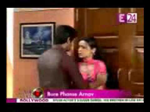 UMaT 25th July 2012  Barun   Sanaya Arnav Khushi argue over Buaji's rent payment   YouTube