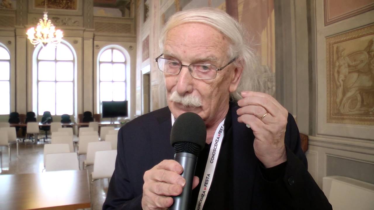 Giacomo Rizzolatti: il meccanismo dei neuroni specchio - YouTube