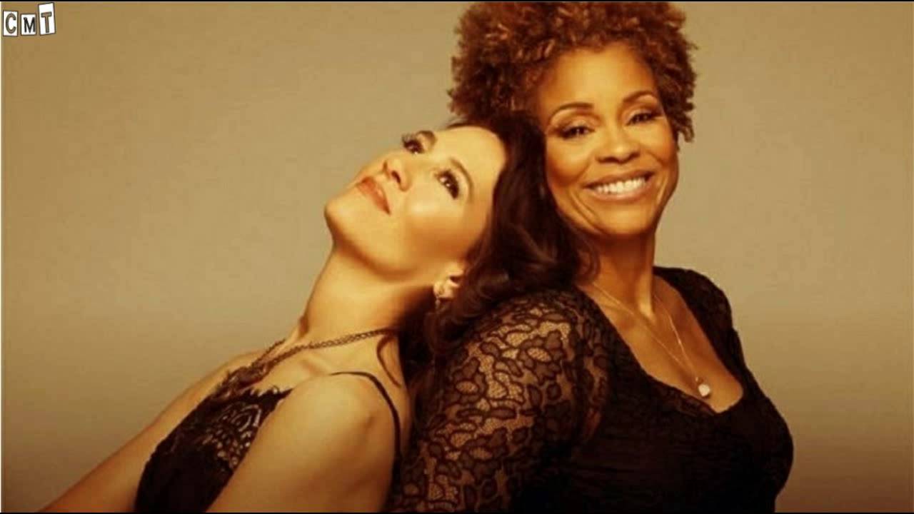 Donna De Lory And Niki Haris - Rain (Acoustic Version) - YouTube