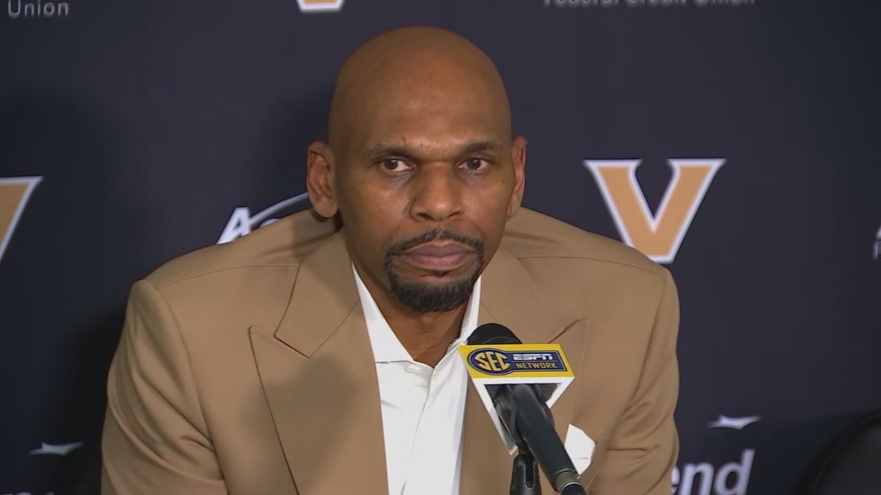 Jerry Stackhouse talks job security - YouTube