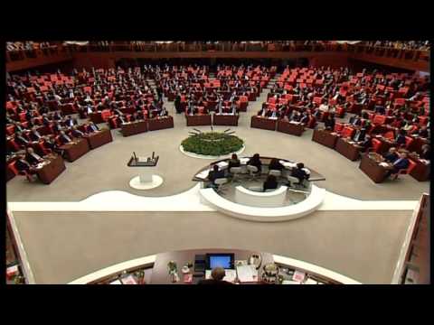 Leyla Zana yeminine KÜRTÇE başladı