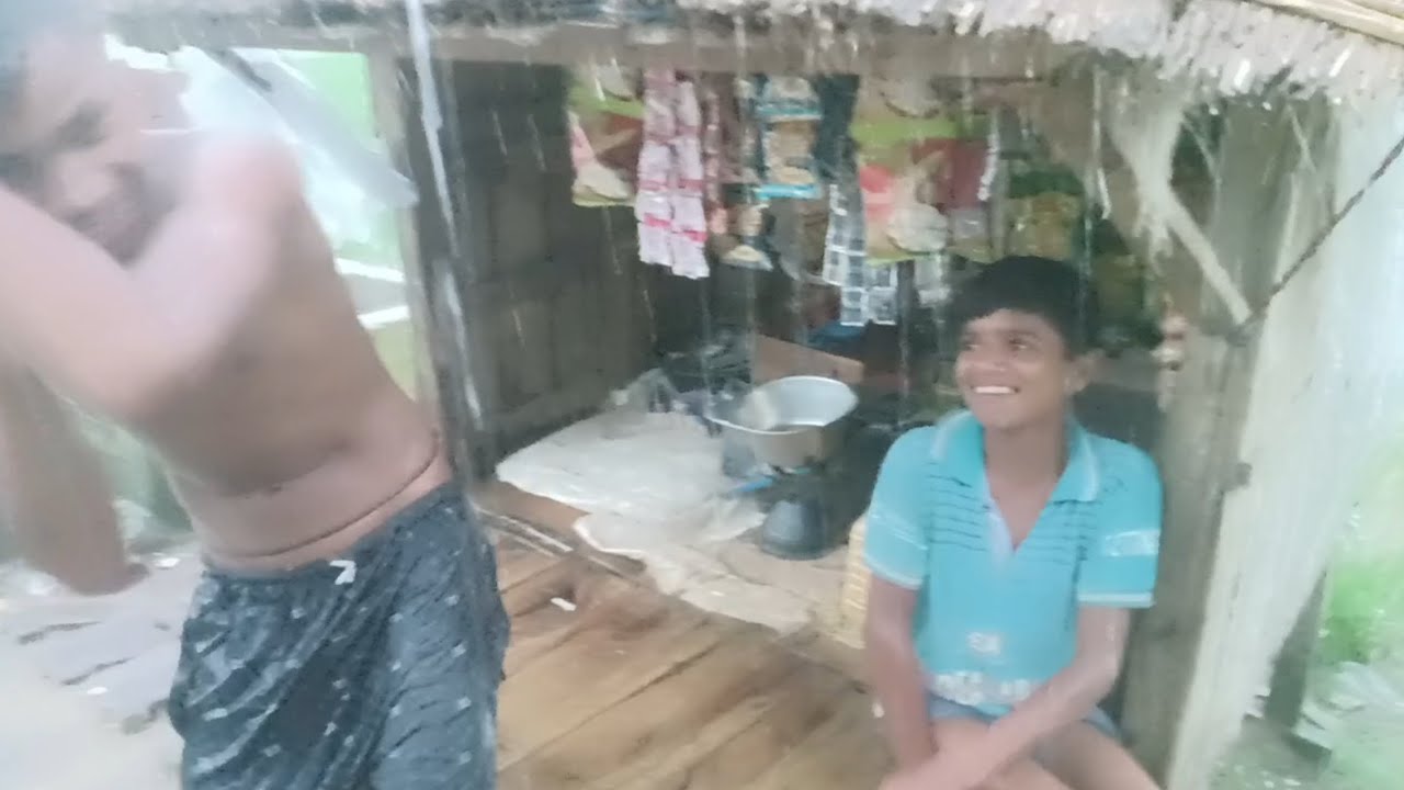 आज हमारे गांव में 5 दिनों से बारिश हो रही है आज first black new balok ...