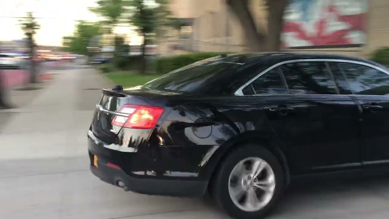 NYPD unmarked Taurus - YouTube