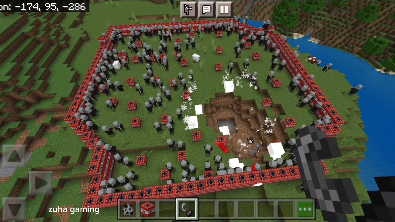 Spawn Evoker vs TNT in Minecraft - YouTube
