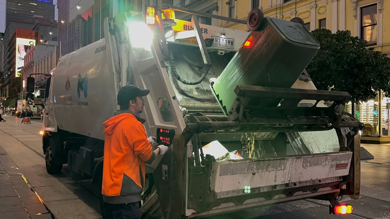 Melbourne 9PM litter run - YouTube