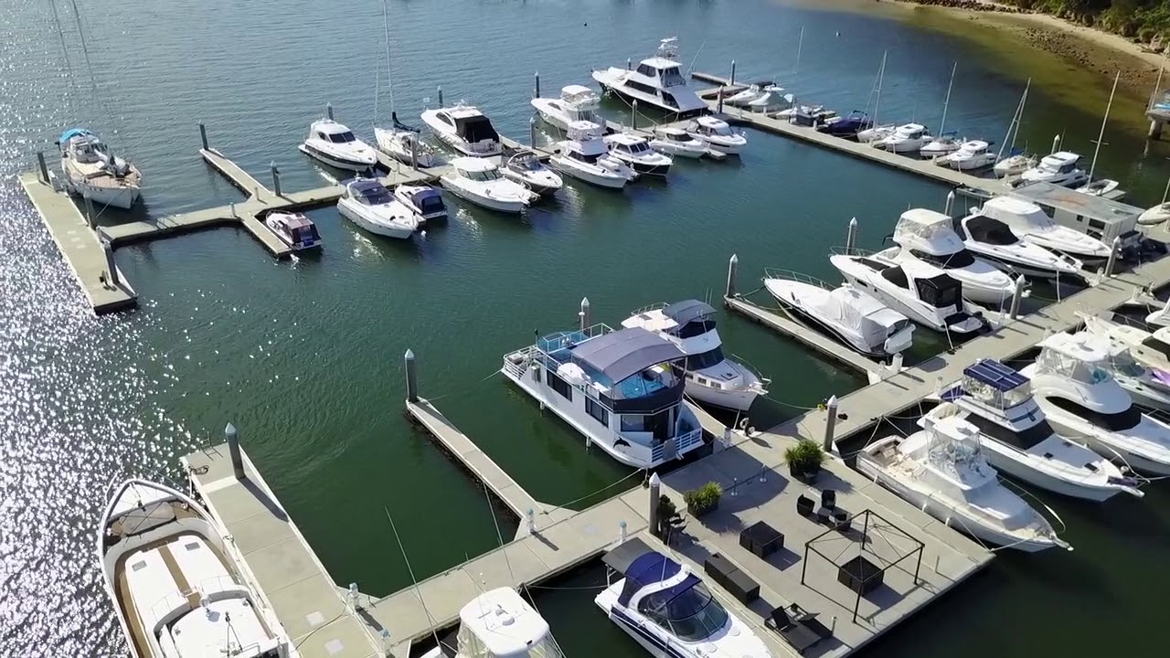 Port Stephens Solders Point Marina - YouTube