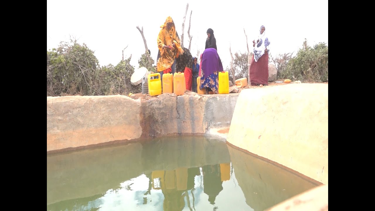 Hay'adda Alraxma Oo Dayactir Ku Samaysay Baraago Ku Yaala Deegaanka ...