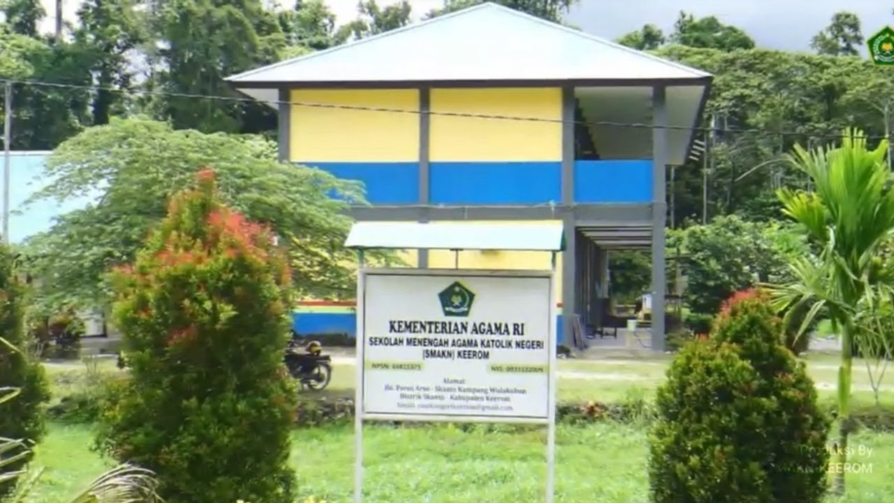 SMAK Negeri Keerom: Negara Hadir untuk Papua - YouTube