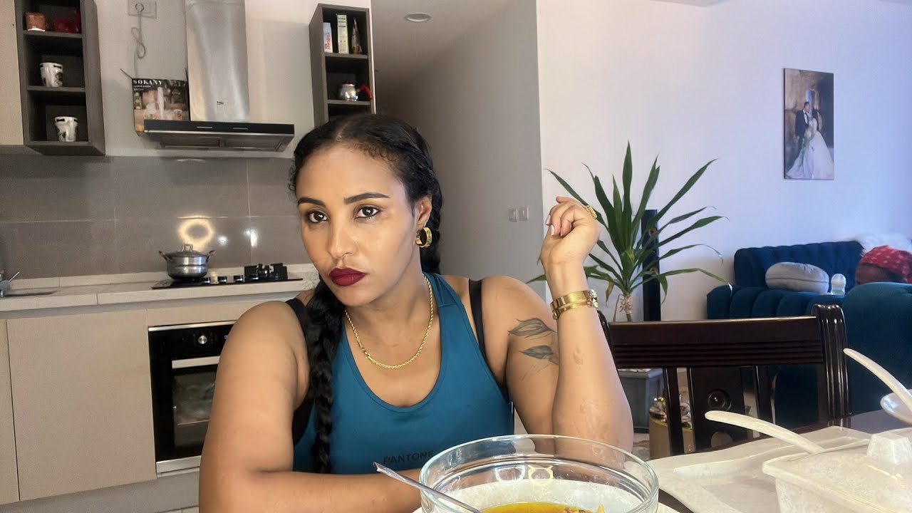 LIYA SHOW is live! - YouTube