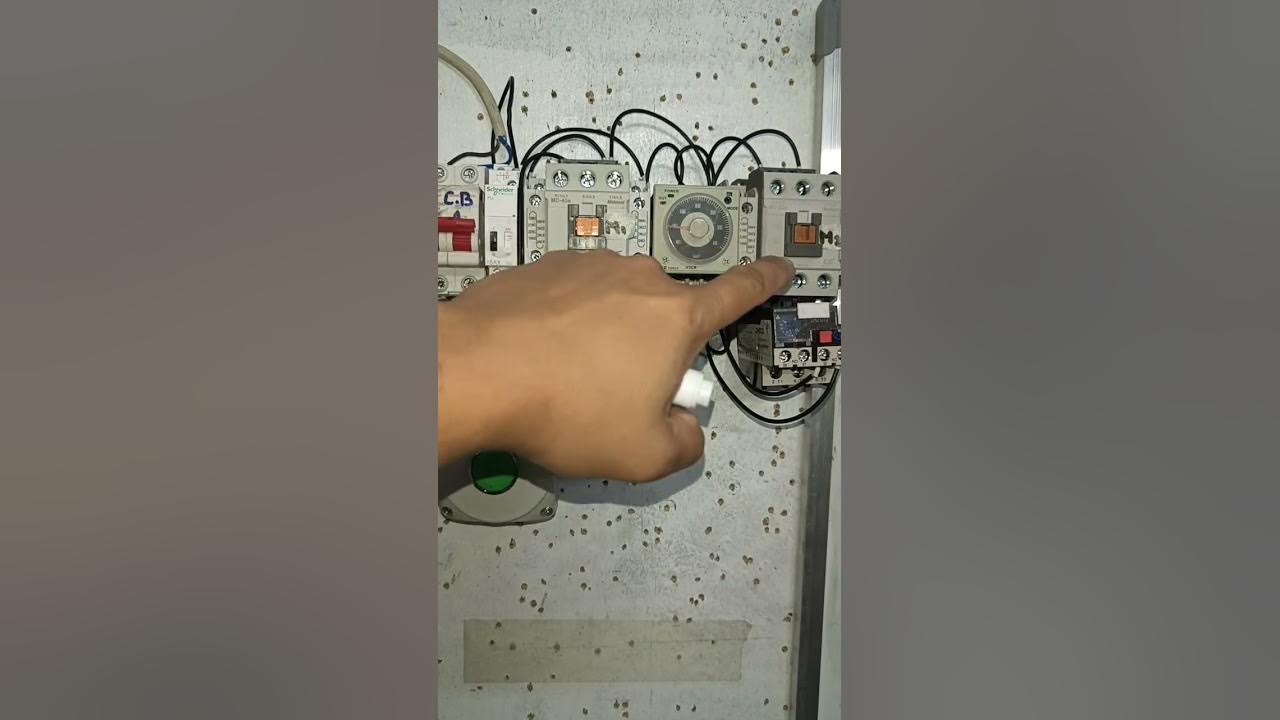 two contactor alternate function using one multifunction time H3CR - YouTube