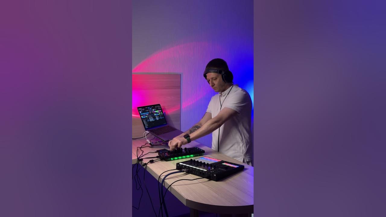 Tech House Race Beats Dj mix Traktor Pro Maschine mk3 - YouTube