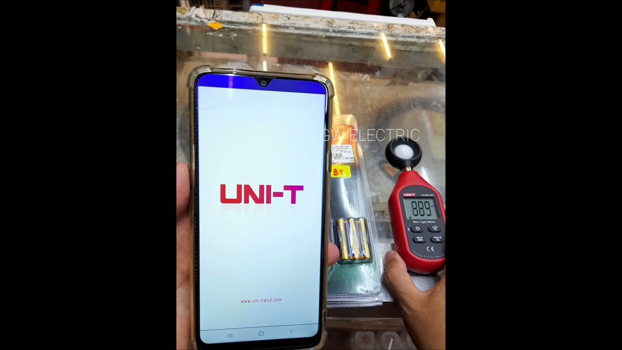Uni-T UT383BT Mini Light Meter Lux Meter With Bluetooth - YouTube