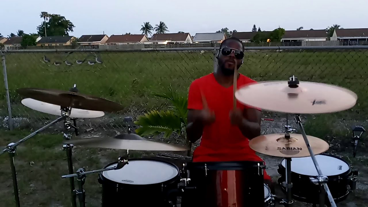 Great Outdoor Drumming! - YouTube