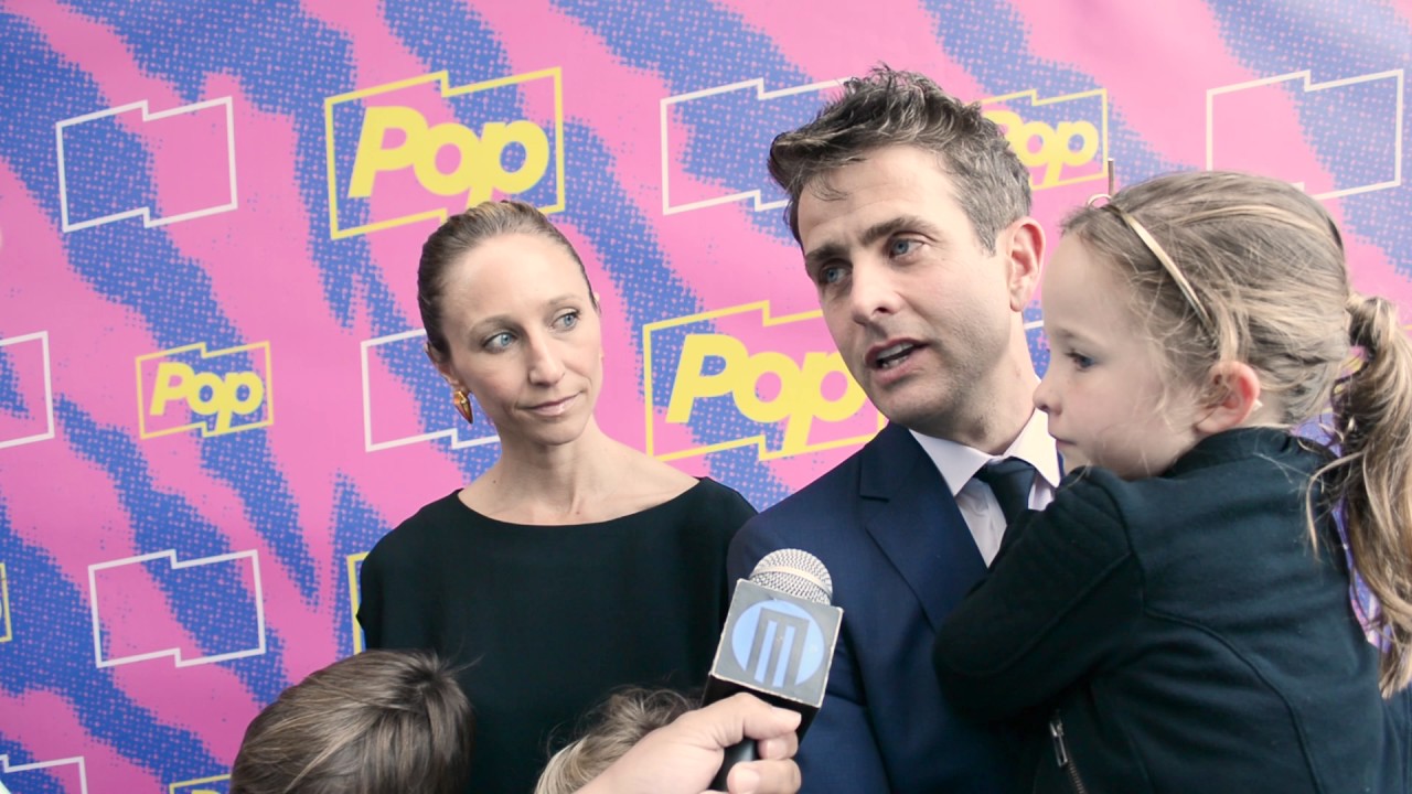 Joey McIntyre at Premiere of Return of the Mac on PopTV - YouTube