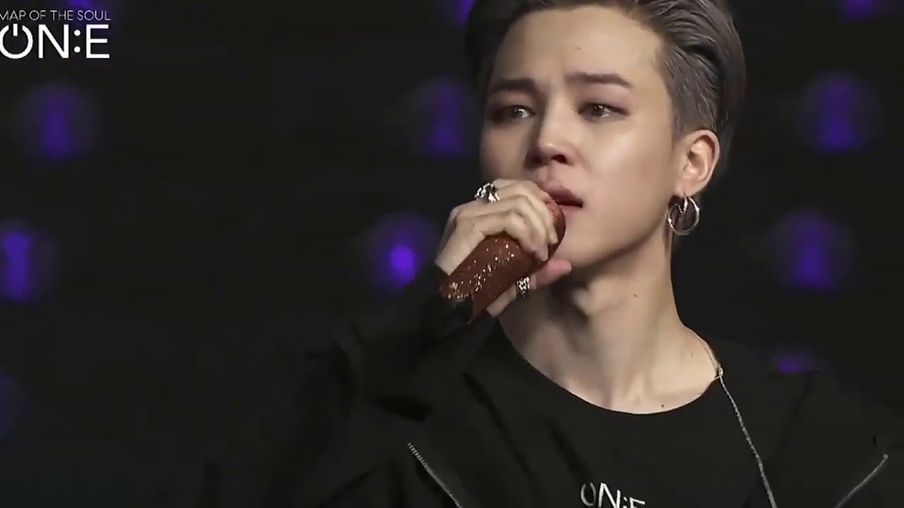 Jimin llorando en concierto en online. - YouTube