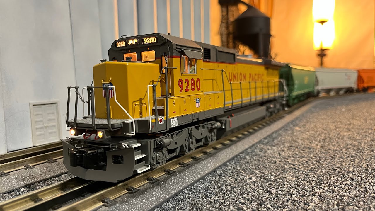 O Scale MTH Premiere PS2 Union Pacific C40-8 With Perfect RS3L - YouTube