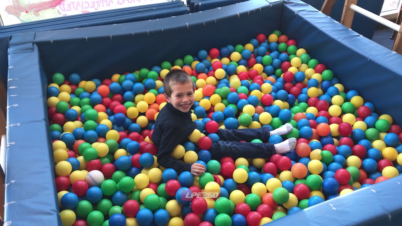 Kid ball pit surprise pop out - YouTube