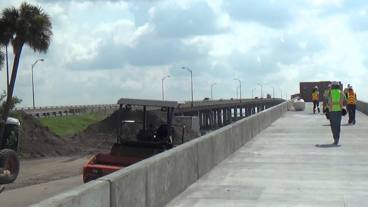 Courtney Campbell Causeway Bicycle & Pedestrian Trail - YouTube