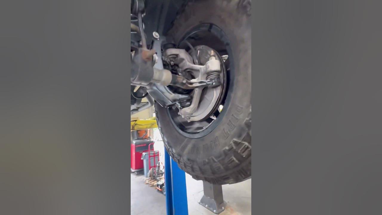 DIY brake job Dumb Mistake! + DIY hose crimp vice grips - YouTube