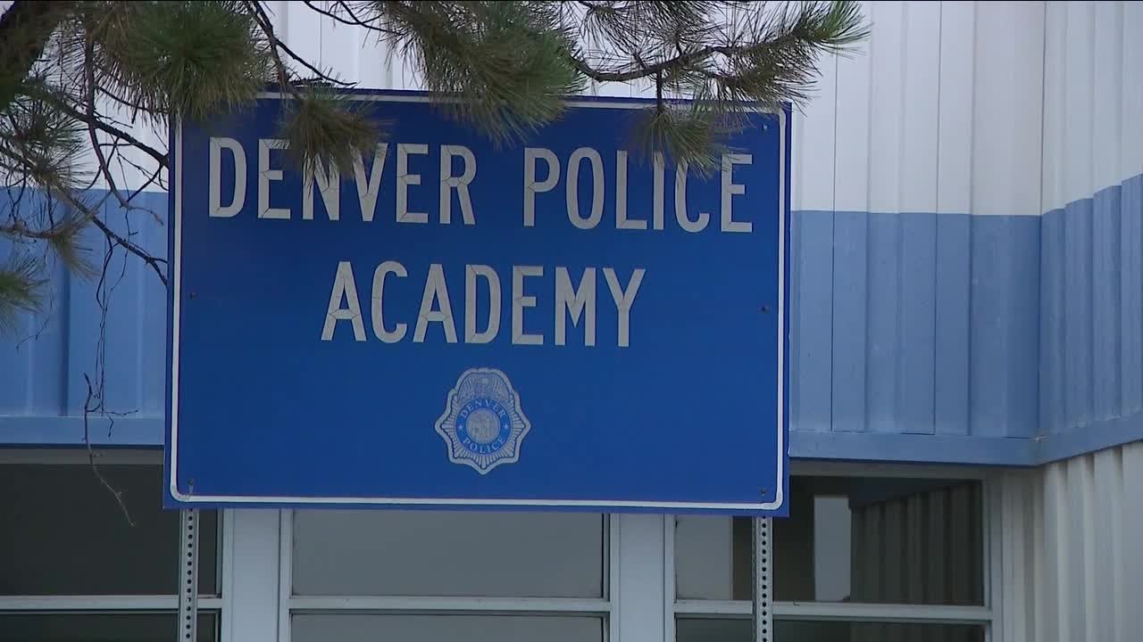 Denver Police Department hoping to recruit more female officers - YouTube