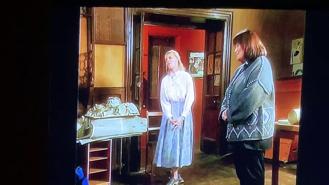 The Vicar of Dibley - Jurassic Park Animals - YouTube