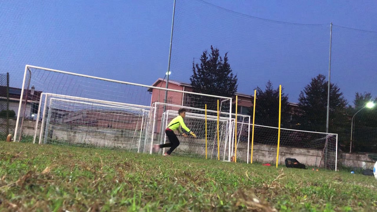 Allenamento portieri - YouTube