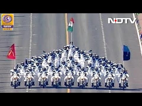 Watch: Army's Spectacular Motorcycle Stunt Show At Republic Day Parade ...