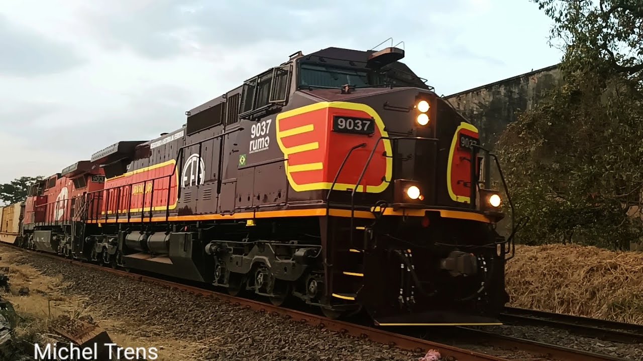 Primeira Viagem da Dash 9 9037 em Homenagem a EFA com Destino ao Porto ...