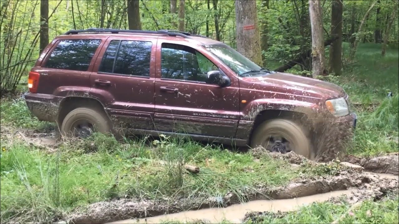WJ & XJ Jeep STUCK!!! - YouTube
